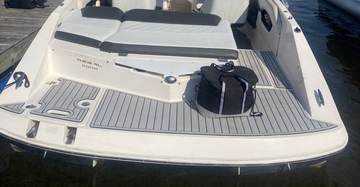Upgrade Your 2004 Regal 2000 VBR with a Premium Custom Carpet – Exclus ...
