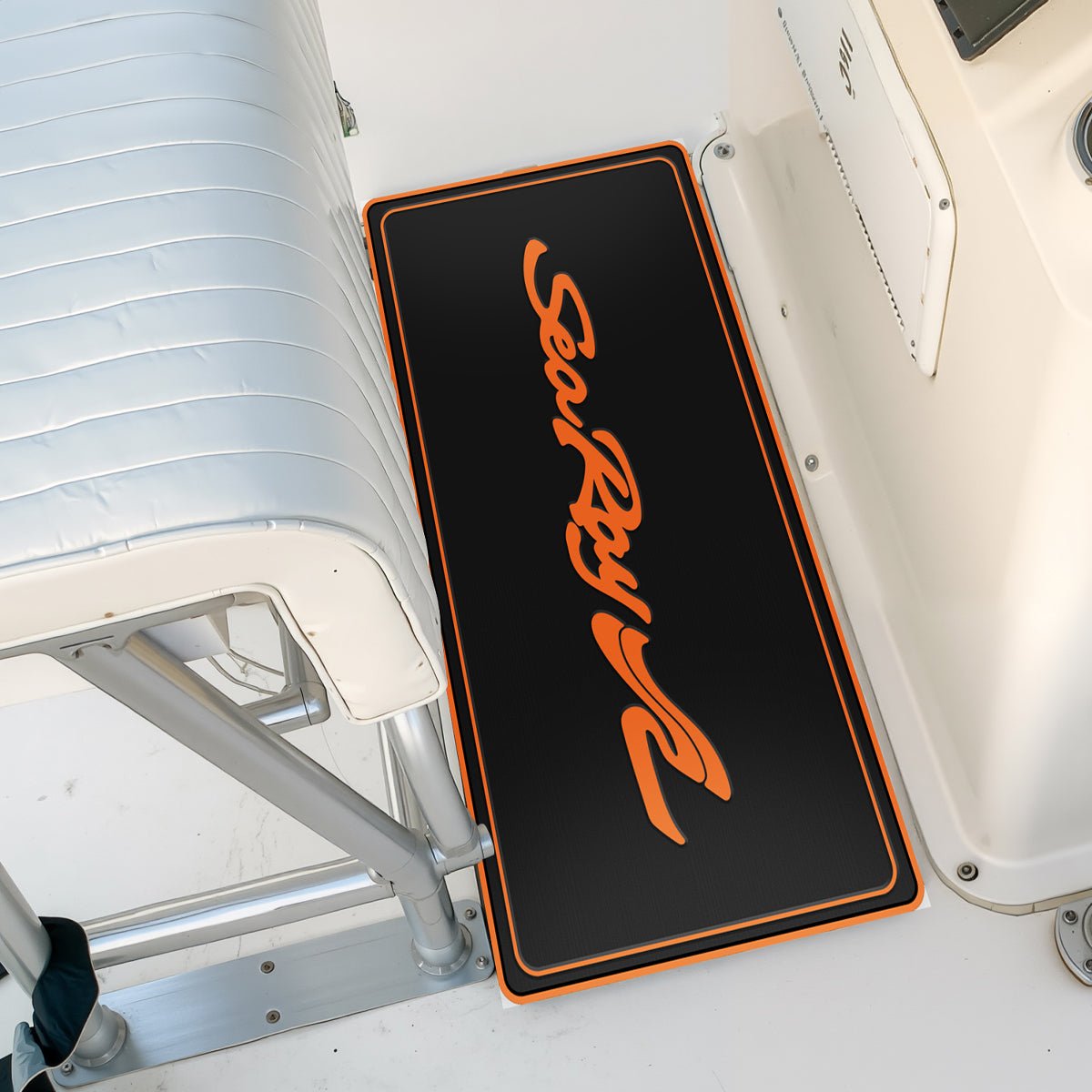 Custom Boat Helm Pad – HJDECK